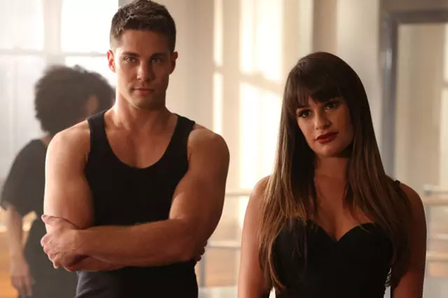 Dean Geyer och Lia Michelle i serien