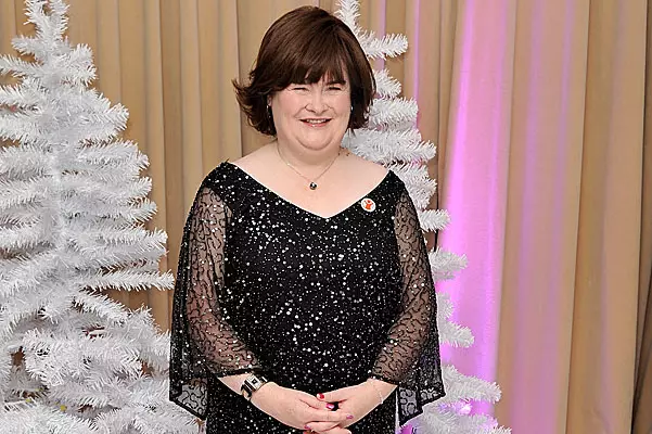 53-aastane Susan Boyle ilmus poiss