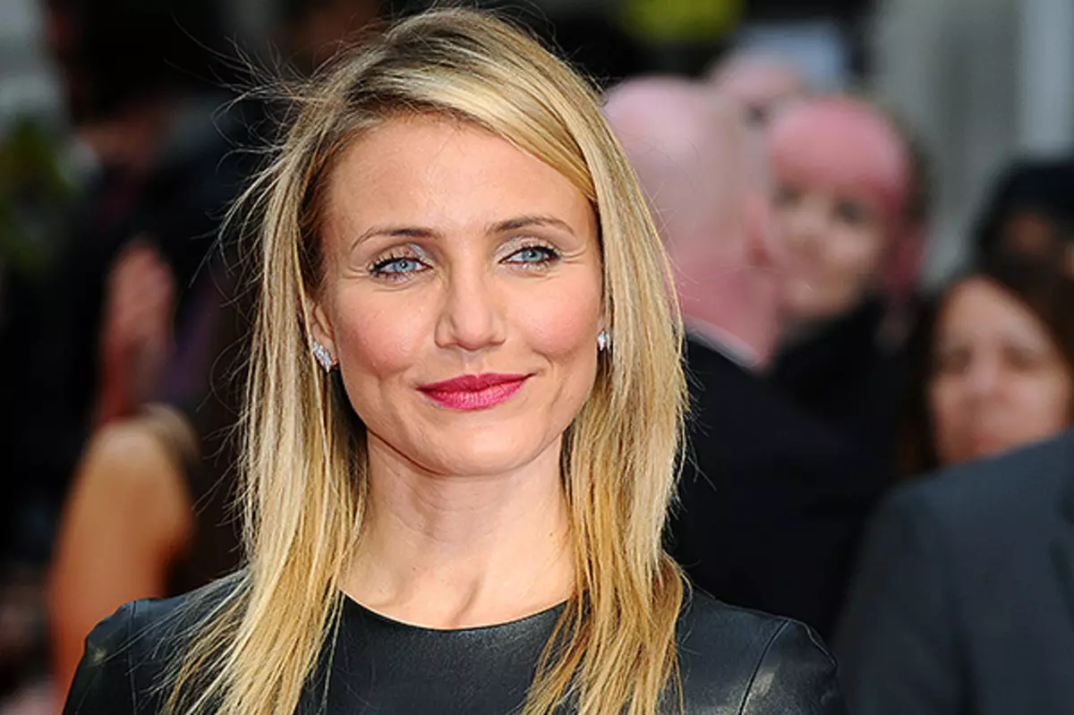 Hacker entfouert perséinlech Daten Cameron Diaz an aner Stären