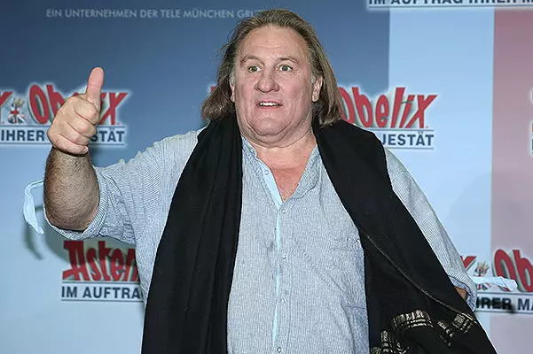 Gerard Depardieu ने घृणित संस्मरण जारी किए हैं