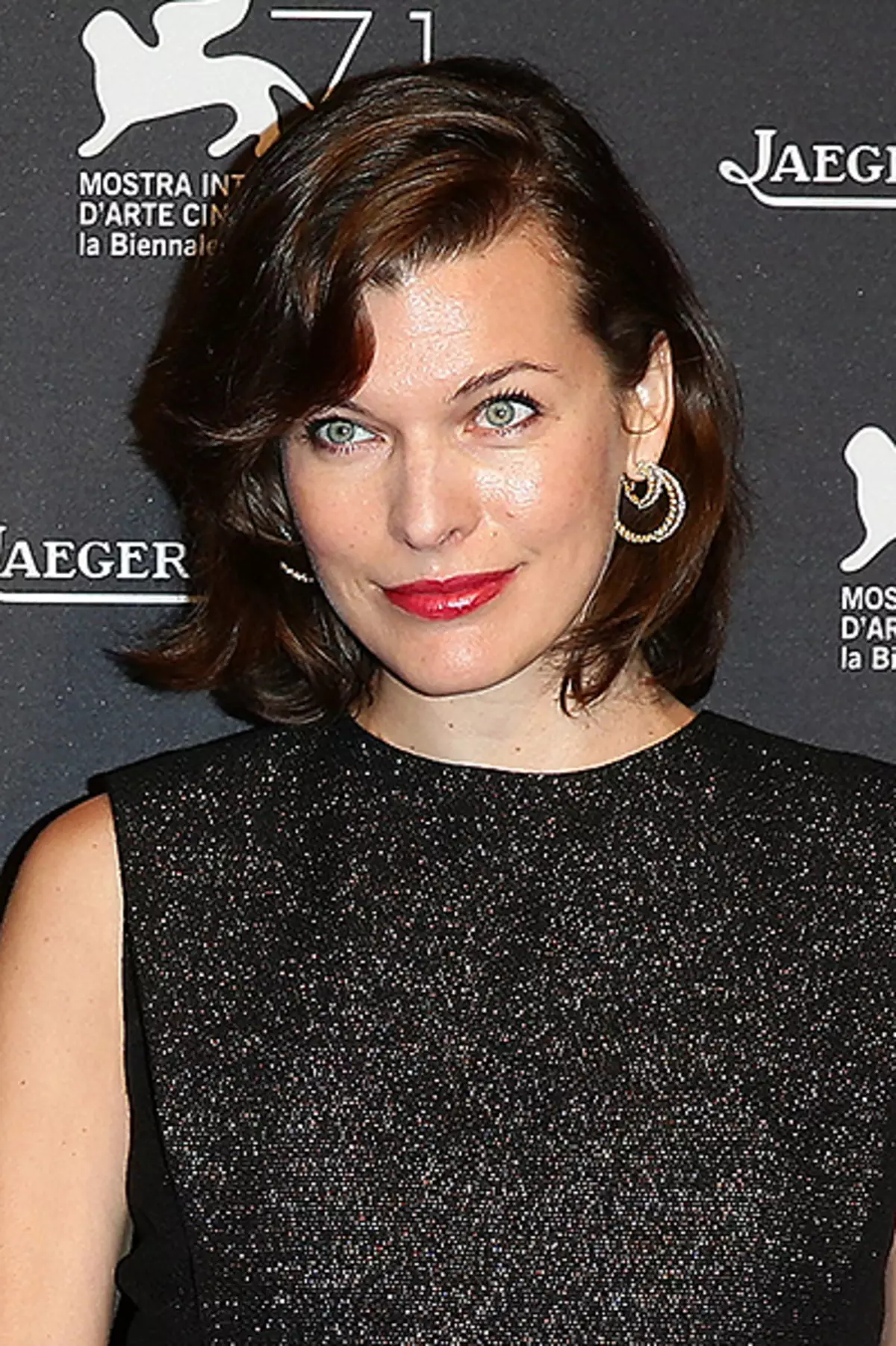 Milla Jovovich.