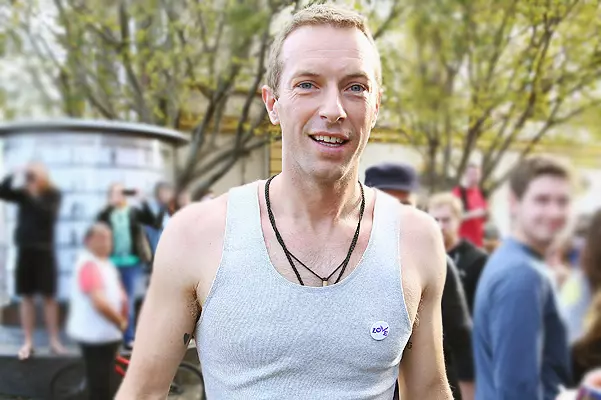 Chris Martin dia nitsahatra tsy nisy vegetarian taorian'ny hantsana niaraka tamin'i Gwyneth Paltrow