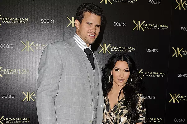 Offiziell gratis: Kim Kardashian gescheede gestrooft Chris Humfree