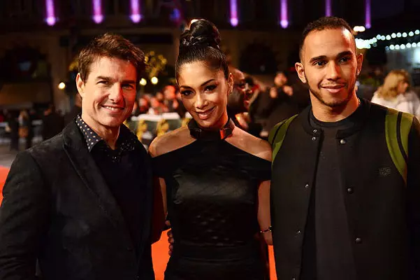 Tom Cruise, Nicole Sherezinger ແລະ Lewis Hamilton ກ່ຽວກັບການສະແດງລະຄອນໂລກ