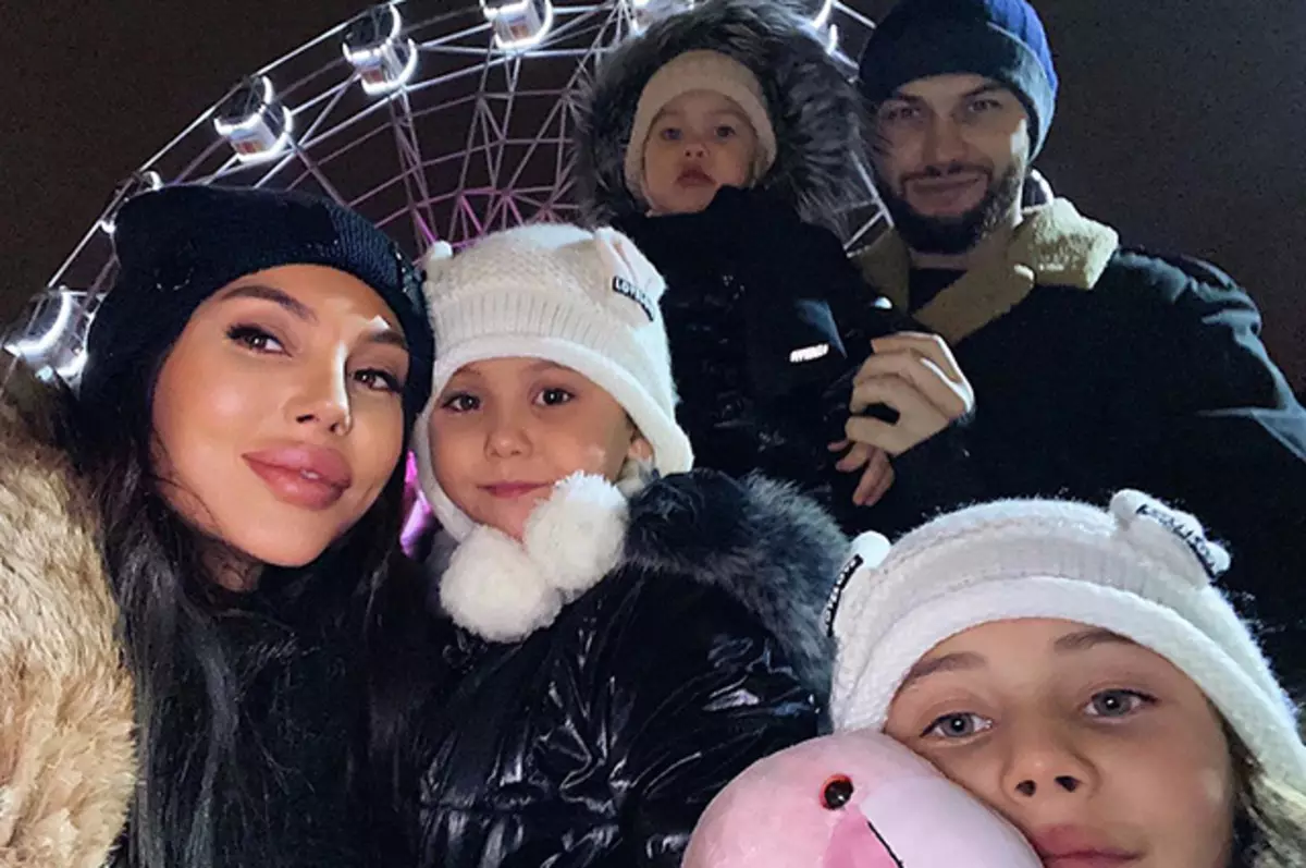 Oksana Samoilova และ Jigan กับลูกสาว, Maye, Ariel