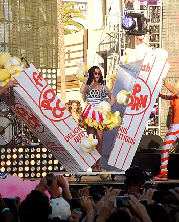 Katy Perry elokuvan ensi-ilta ... Tietoja Katy Perry! 317289_20