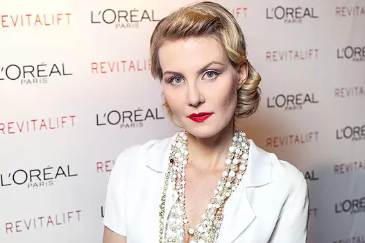 Renata Litvinova - Mặt mới L`oreal