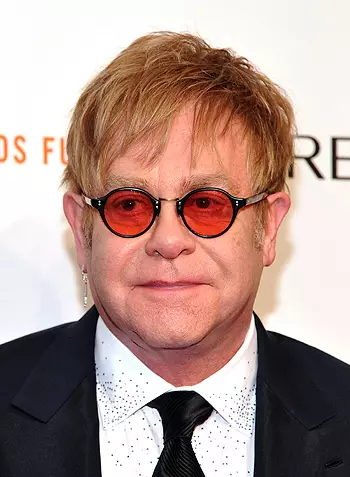 Awọn irawọ ni irọlẹ agbara ti Elton John 325597_3