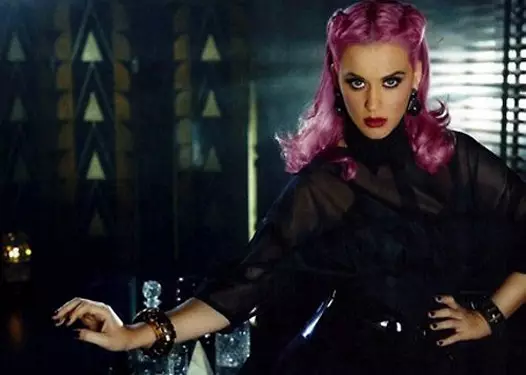 Pink-haired Katy Perry Instyle တွင် Perry 326135_4