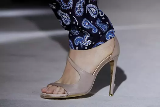 Fashion Week in Paris-2011: Stella McCartney 326175_13