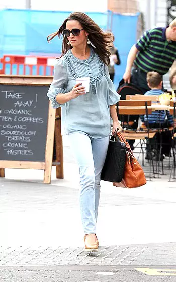 Celebrity Street Style: Pippa Middleton - Chelsea Girl 326729_3