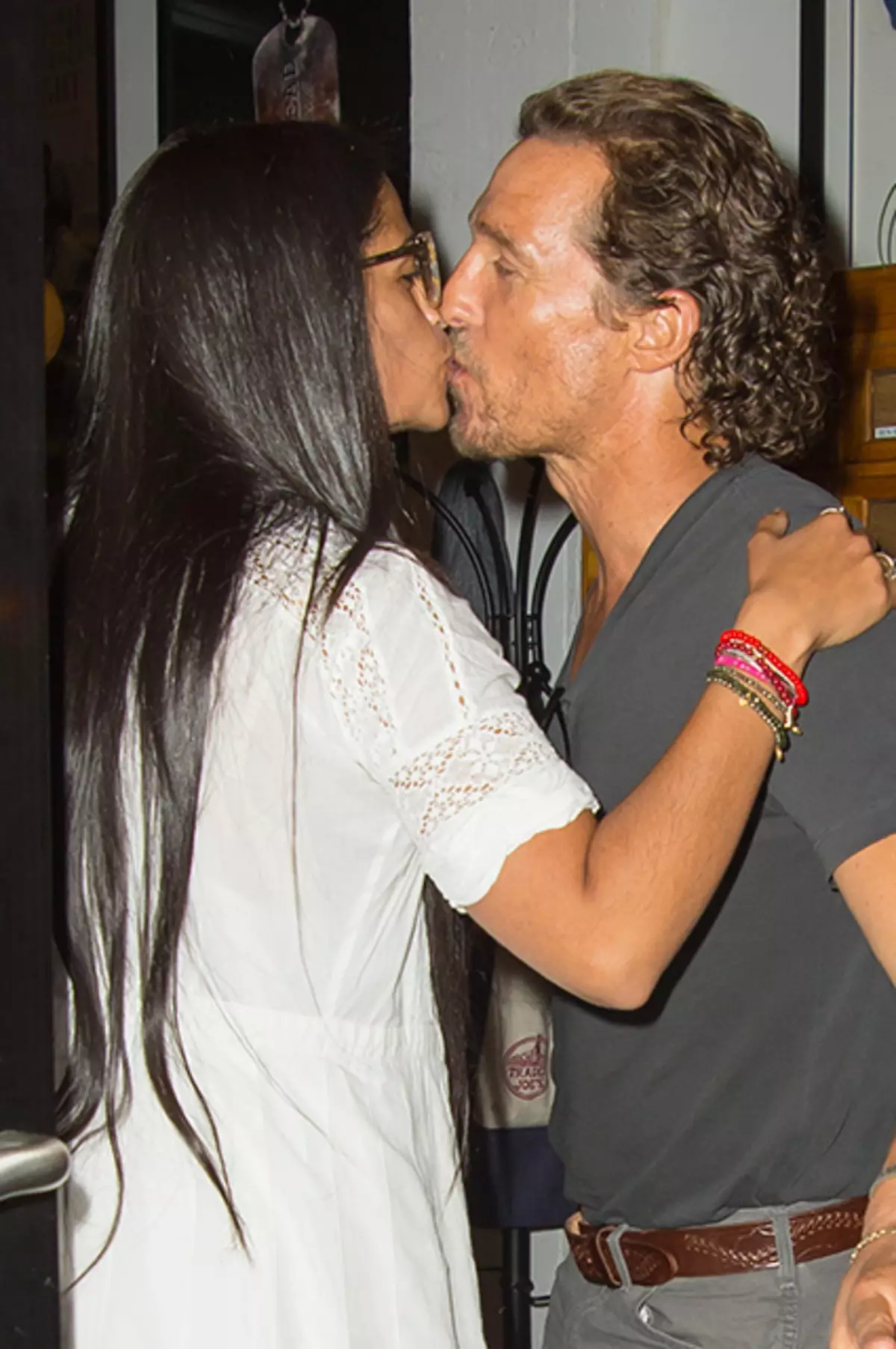 Camilla Alves ve Matthew McConaja