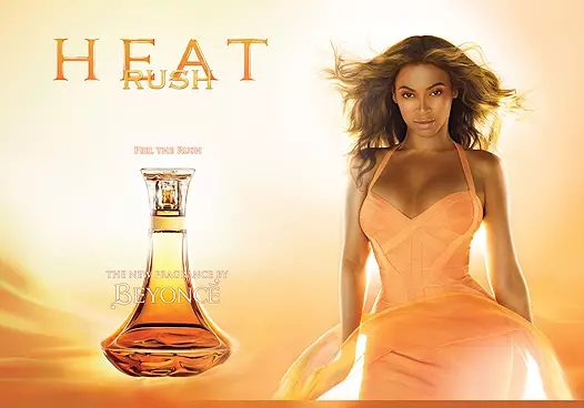 Beyonce advertises his perfume and new album 327737_5