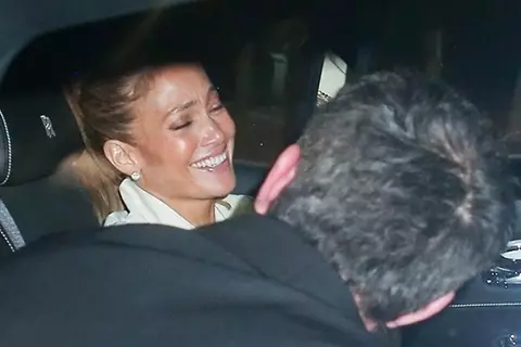 Paparazzi-kuvattu Jennifer Lopez päivällä Ben Affleck