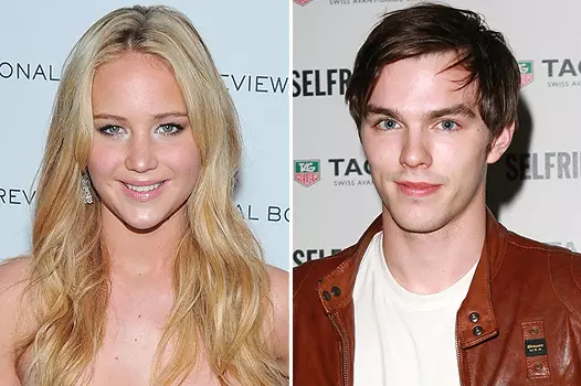 Jennifer Lawrence ja Nicholas Holt: Teenuse romaan?