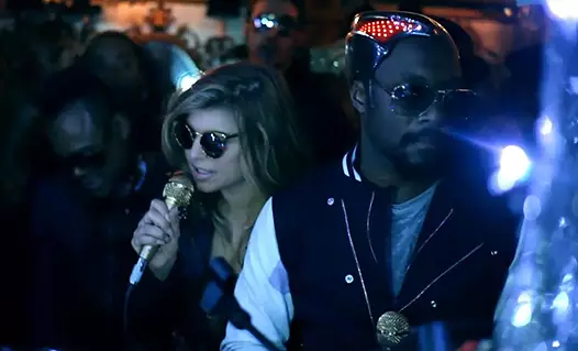 Kin gewoan net genôch krije: Premiee clip Black Eyed Peas