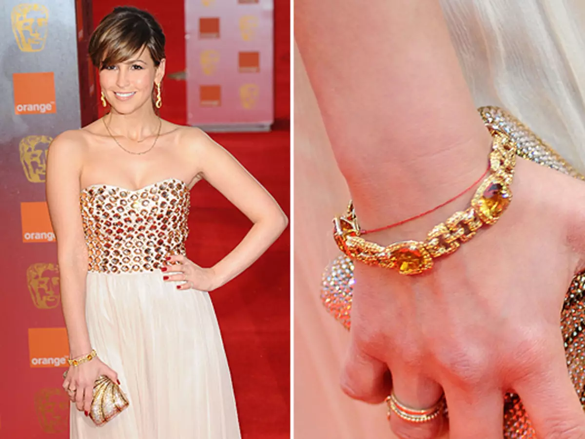 BAFTA-2011: Accessoires Star sur la marche rouge 332999_16