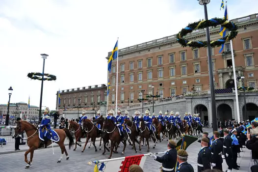 Sweden amakondwerera: Princess Victoria atakwatirana 339981_14