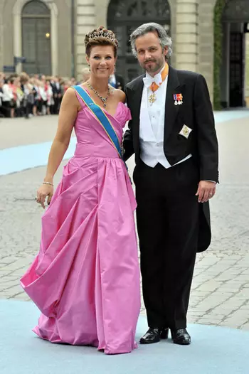 Sweden amakondwerera: Princess Victoria atakwatirana 339981_16