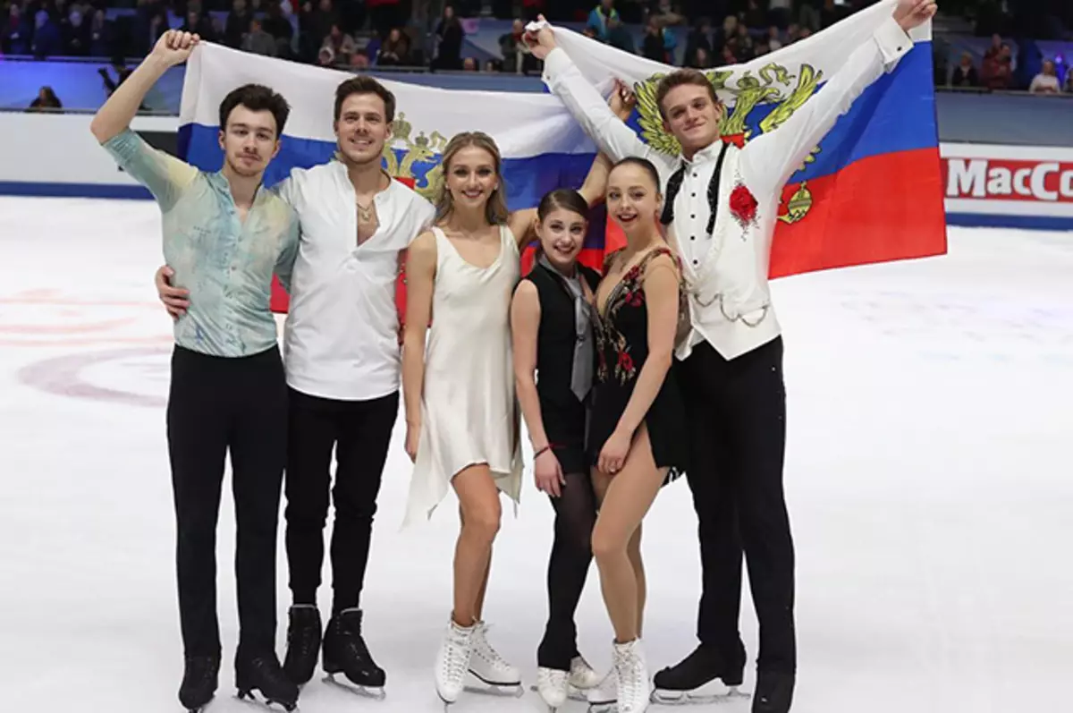 Dmitry Aliyev, Nikita Katsalapov, Victoria Sinitsina, Alain Kosostna, Alexander Boykova en Dmitry Kozlovsky