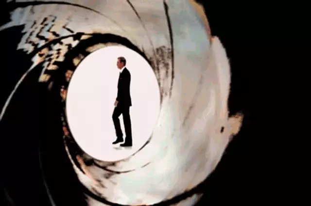 ผู้ผลิตภาพยนตร์เกี่ยวกับ James Bond ตอบว่าใครจะเล่นตัวละครหลักในส่วนต่อไปของ Bondian