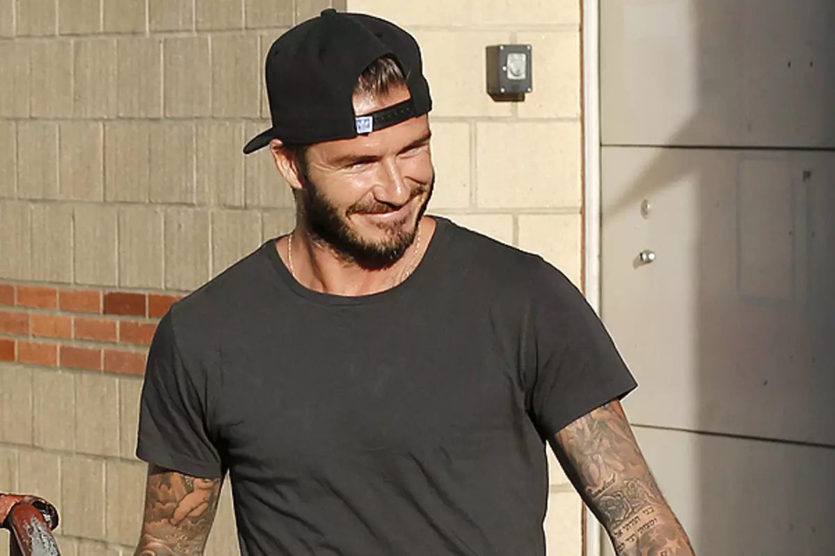 David Beckham o ile a bontšoa bara ba Ahelere