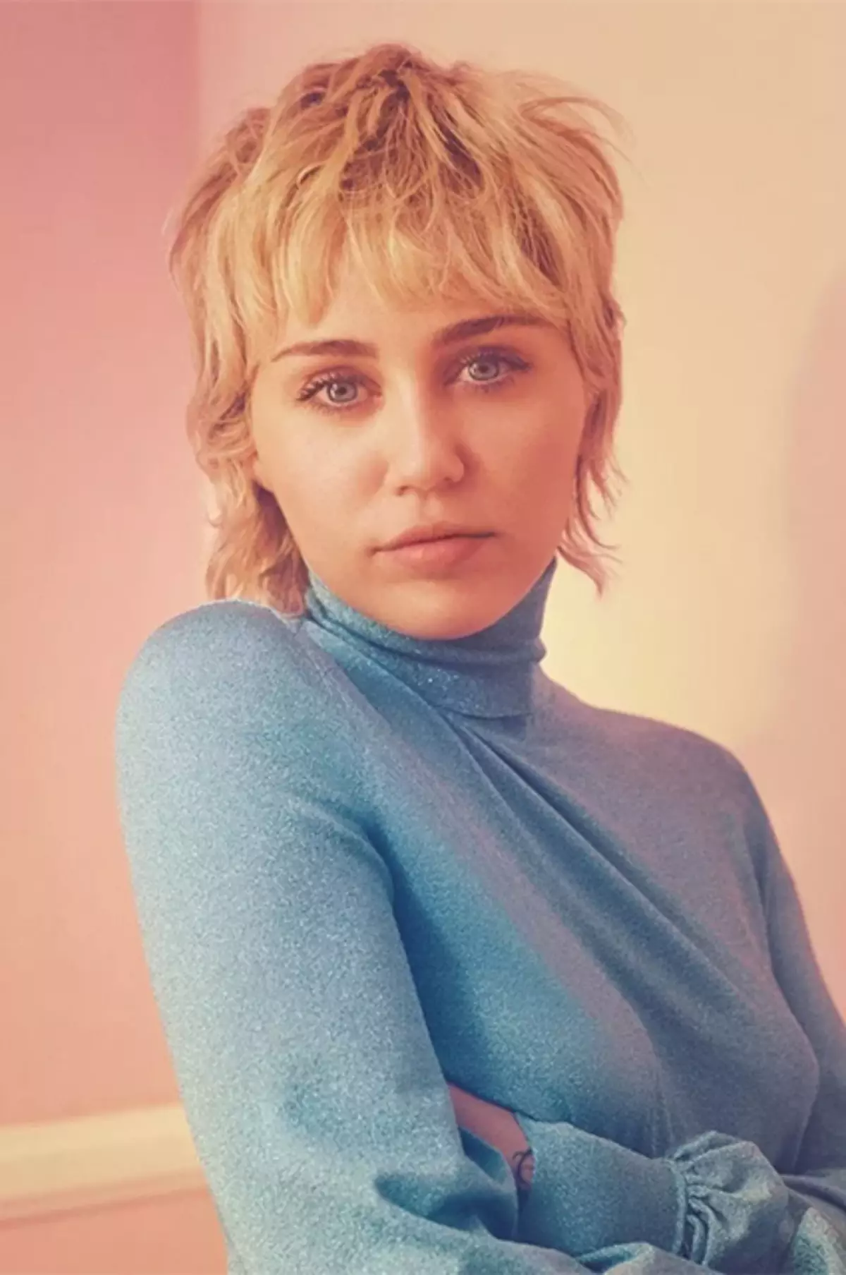 Digest à la mode: de la nouvelle campagne avec Miley Cyrus à la règle sportive de Miroslav Duma 448_4