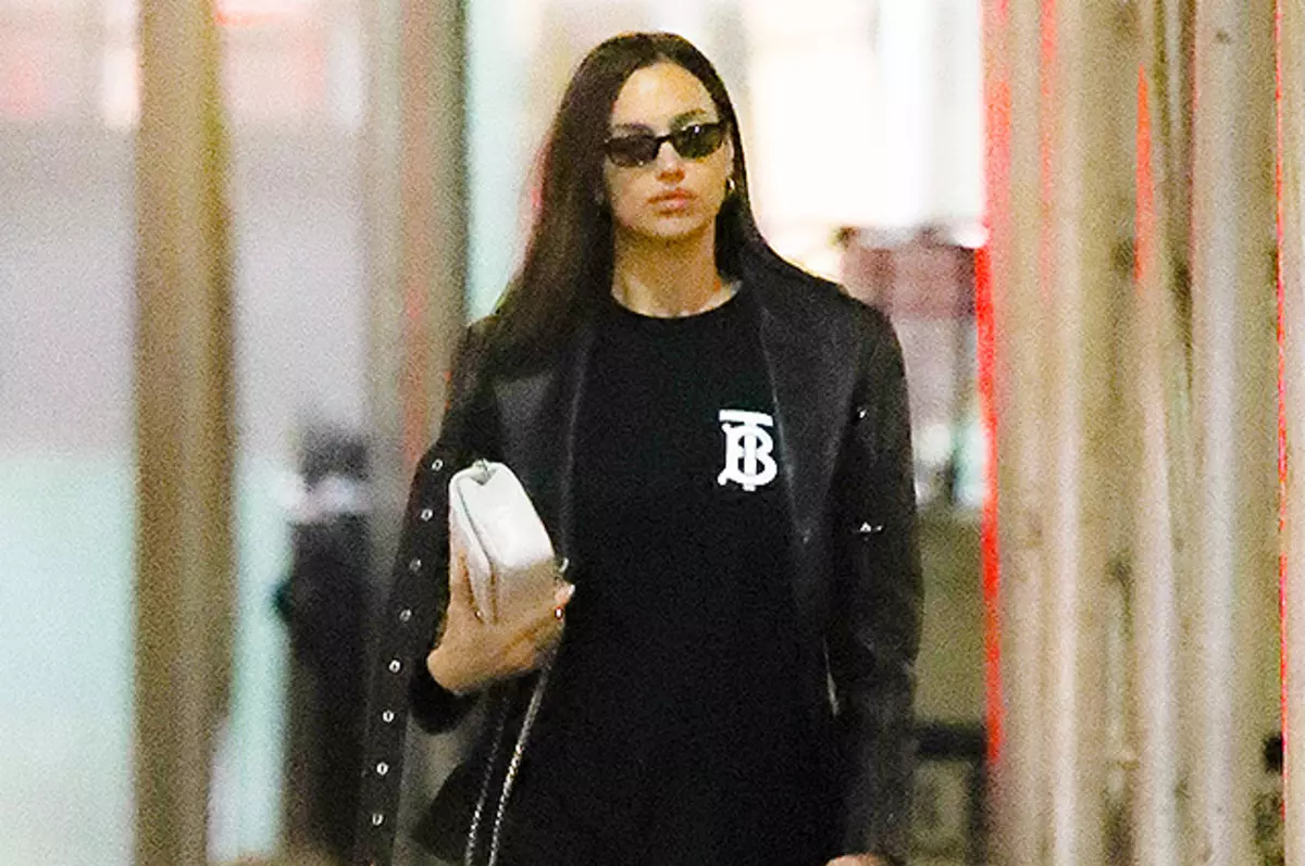 Černý pátek: Irina Shayk na ulicích New Yorku