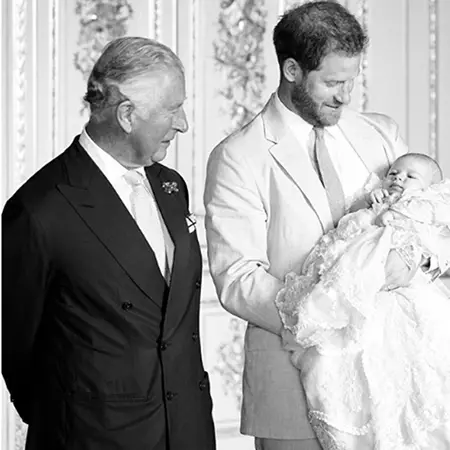 Tub fuabtais Charles thiab Prince Harry thiab tus tub