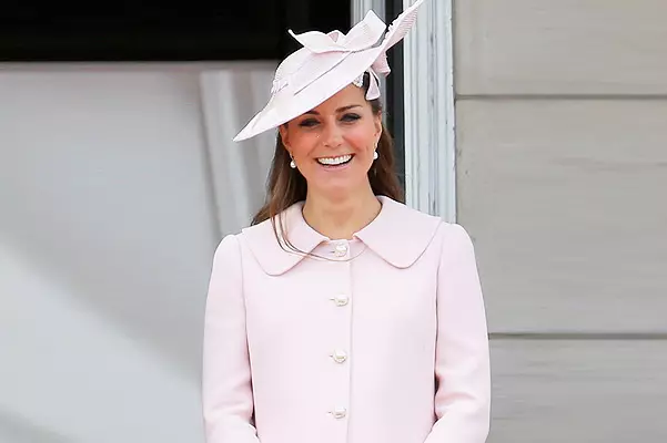 Nigute wagumaho Stylish mugihe cyo gutwita: urugero rwa duchess catherine