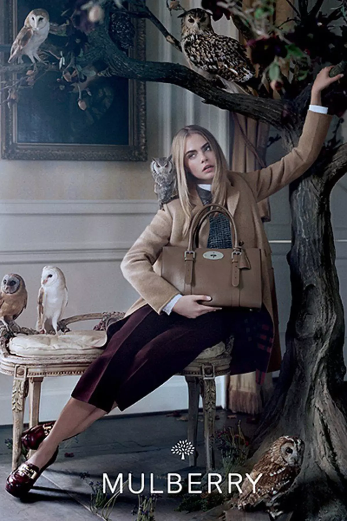 Kara Delvin Di Kampanya Kampanyaya Reklamê Mulberry Autumn-Winter 2013-2014