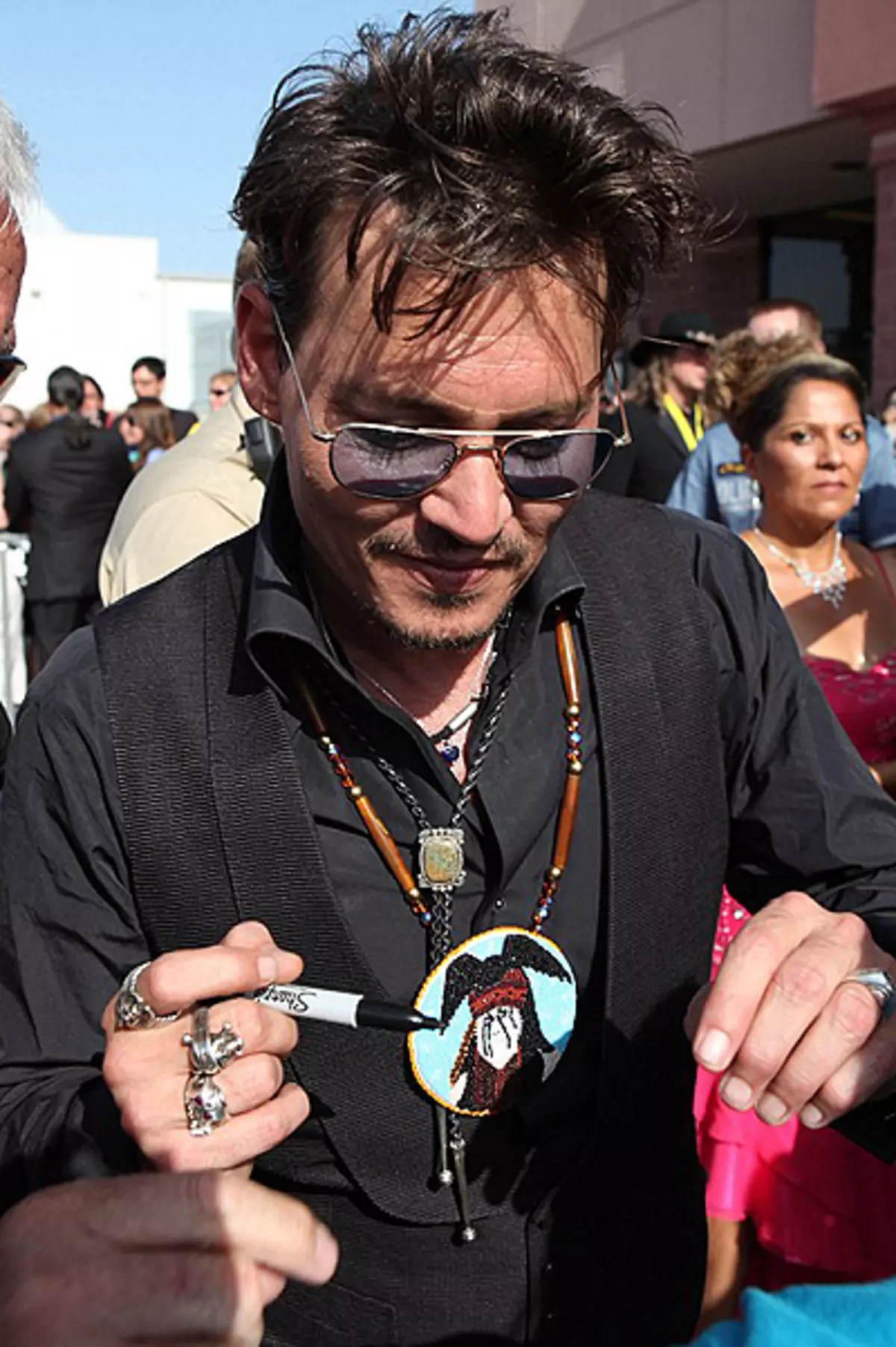 Johnny Depp Yatunguwe Abateze amatwi 