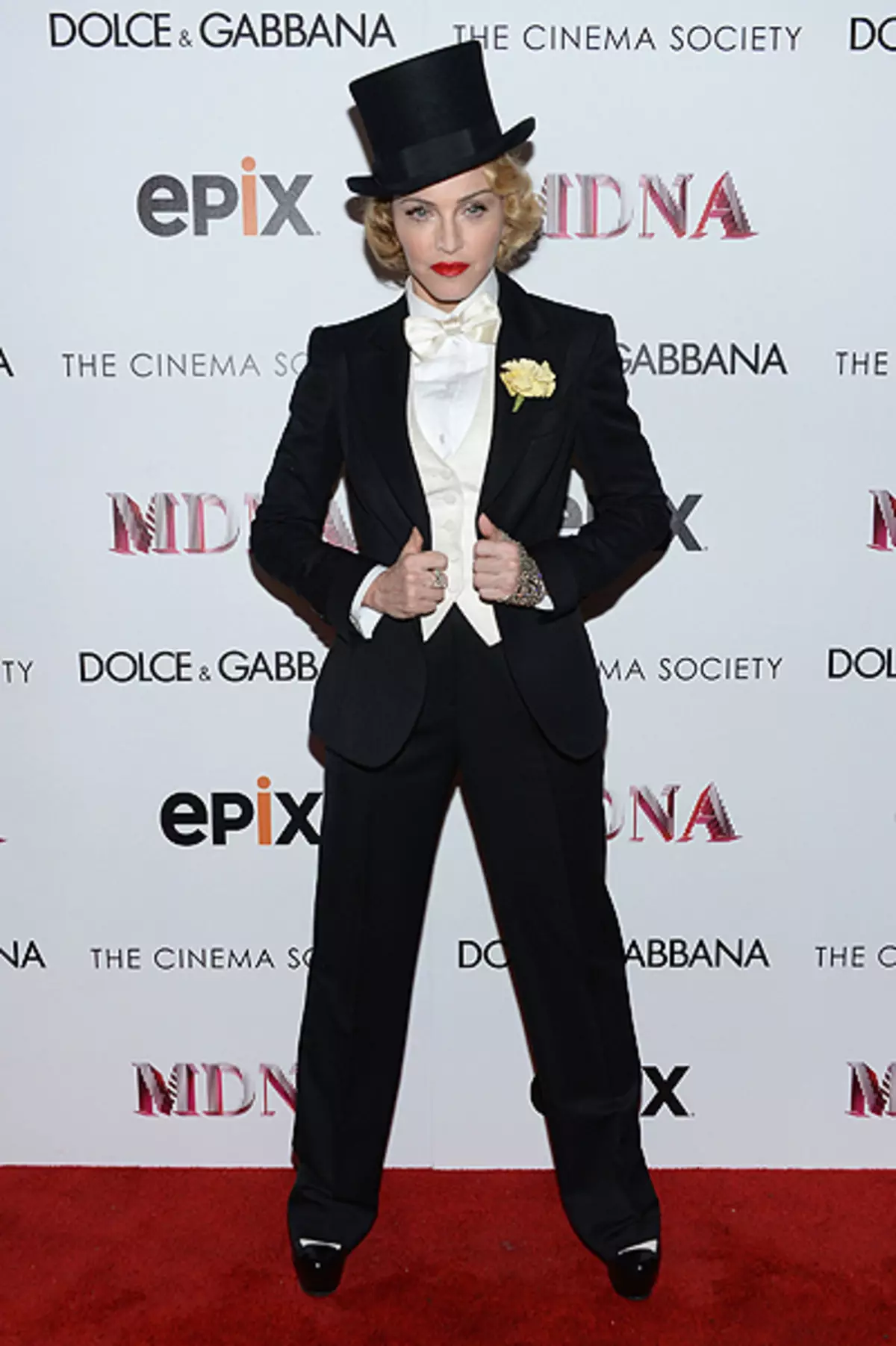 I-MDNA Tour: Premiere of the Madonna