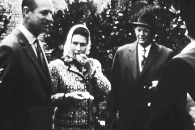 Kraljica Elizabeta II sa predsednikom Jugoslavije Josipa Barza Tita tokom posete Beogradu 1972. godine