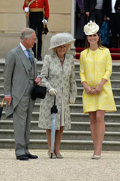 Duchess Catherine ntawm kev tog vaj hauv Buckingham Palace