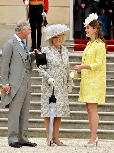 Duchess Catherine ntawm kev tog vaj hauv Buckingham Palace