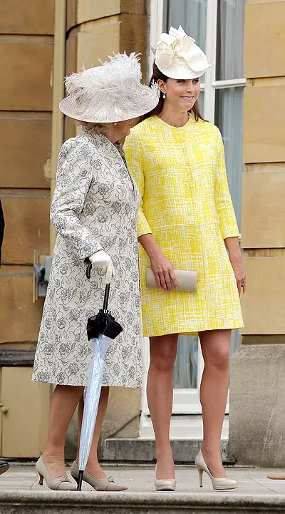 Duchess Catherine ntawm kev tog vaj hauv Buckingham Palace