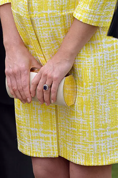 Duchess Catherine på Garden Party i Buckingham Palace