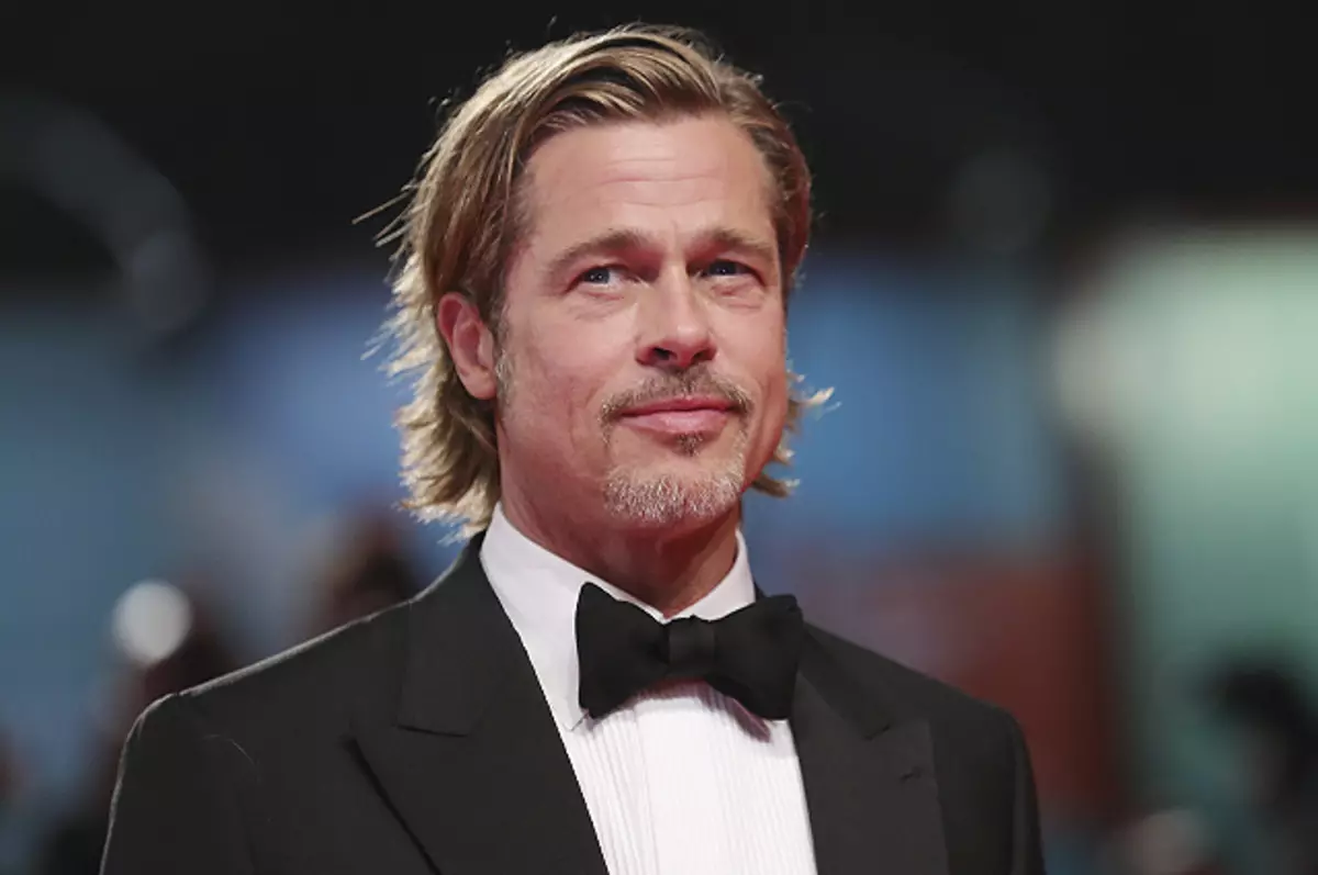 Sinabi ni Brad Pitt kung paano siya nagpunta sa Assembly of Anonymous Alcoholics pagkatapos ng paghihiwalay sa Angelina Jolie