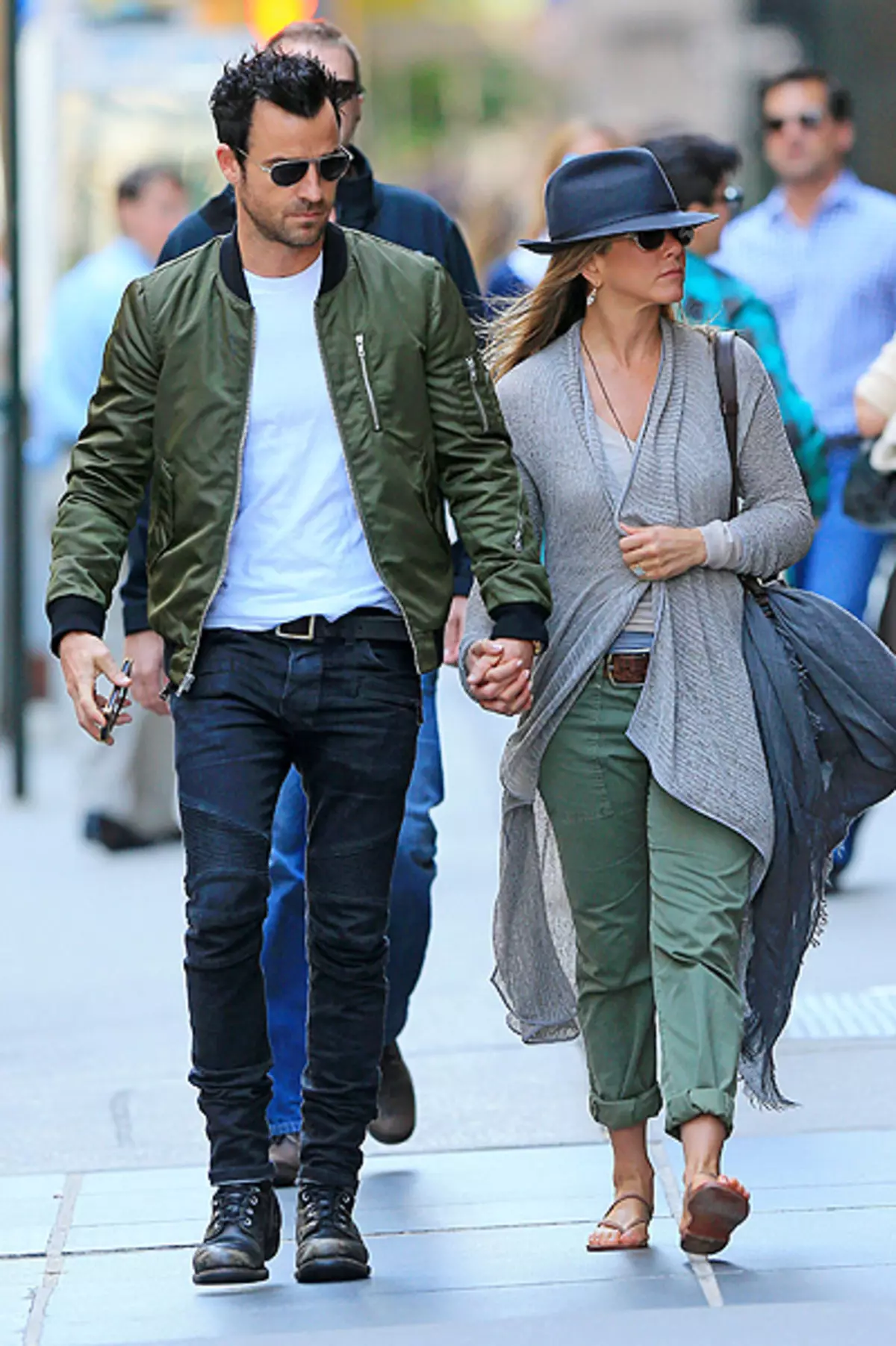 Jennifer Aniston ak Justin Tera sou Shopping New York