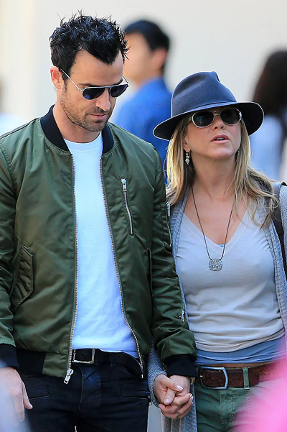 Jennifer Aniston ak Justin Tera sou Shopping New York