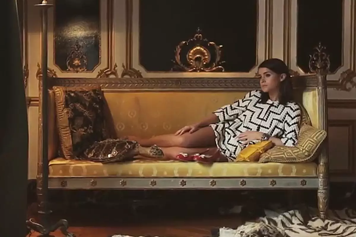 Miroslava Duma en Olivia Palermo yn 'e koarte film Salvatore Ferragamo