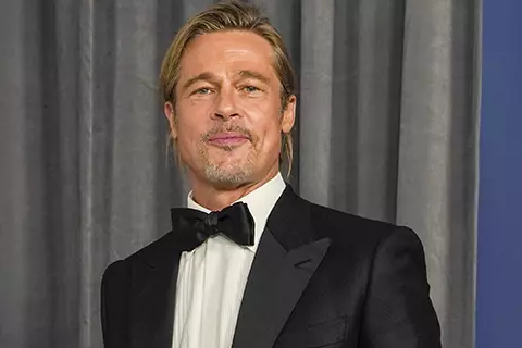 Sareak Brad Pitt orrazkera berri bat eztabaidatzen du