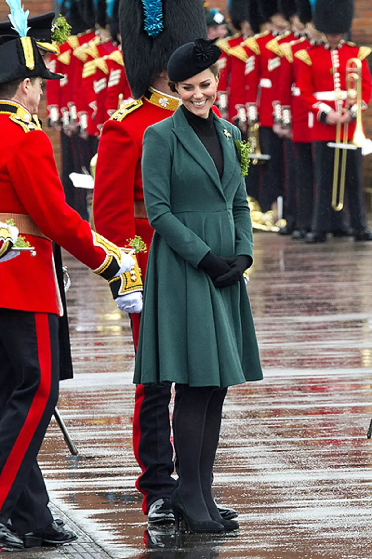 Umuganwa William na Duchess Cambridge kuri parade mu rwego rwo guha icyubahiro umunsi wa St. Patrick