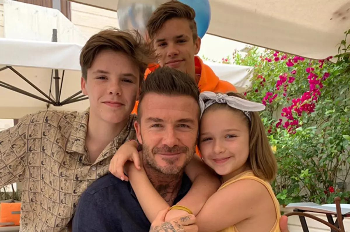 Comme Natalia Vodyanova, David Beckham, Jennifer Lopez et d'autres étoiles célèbre la fête des pères