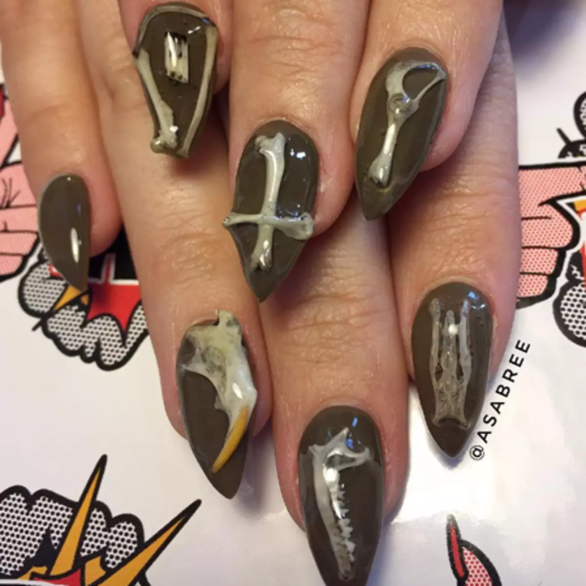 Ongles de la fourrure, manucure avec insectes et autres design d'ongle étrange 65687_28