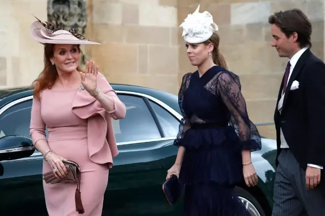 Sarah Ferguson, Công chúa Beatrice và Edardo Mapelli Mozzi