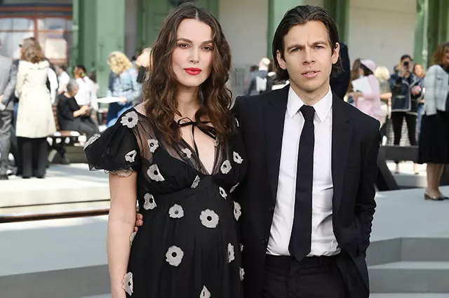 Keira Knightley، فانيسا بارادي، كلوديا شيفر وغيرها في Chanel Cruise 2020