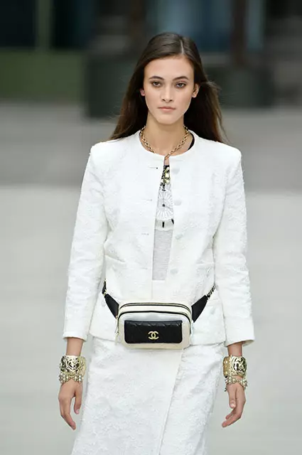 Keira Knightley، فانيسا بارادي، كلوديا شيفر وغيرها في Chanel Cruise 2020 68871_31