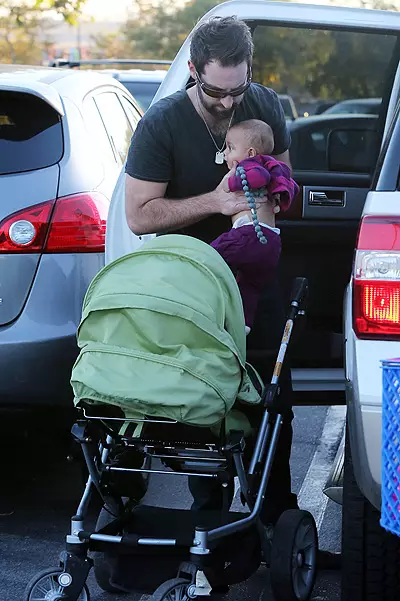 Josh Kelly dengan putri Adelaide